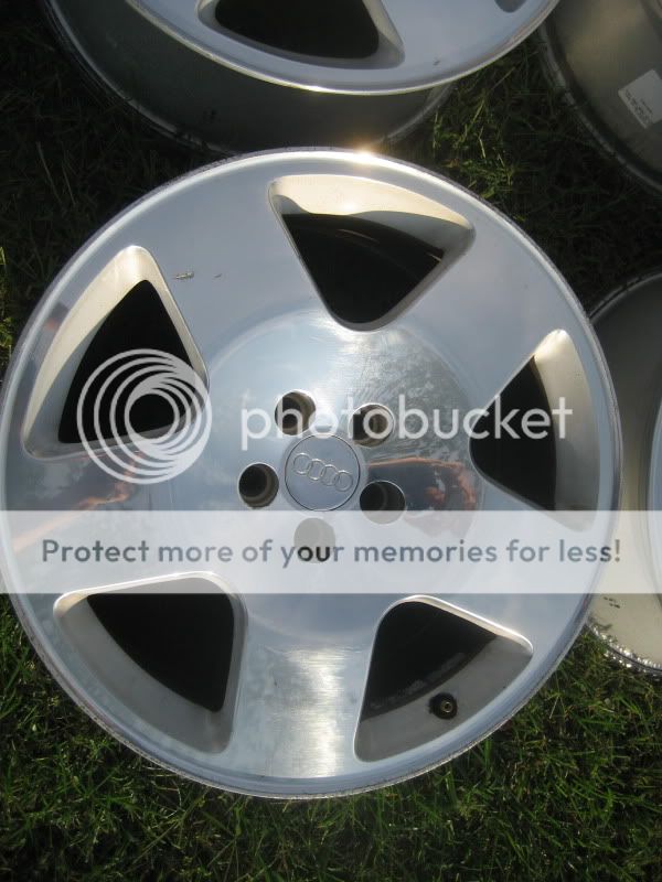 17x 7.5 Polished Fat Fives with centercaps | VW Vortex - Volkswagen Forum