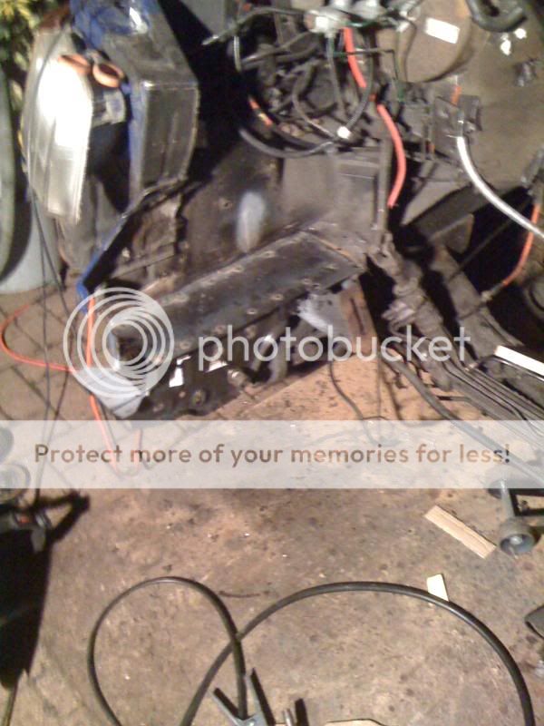 Ford Transit Forum • View topic - Mk3 Camper, UPDATE homemade fuel cap