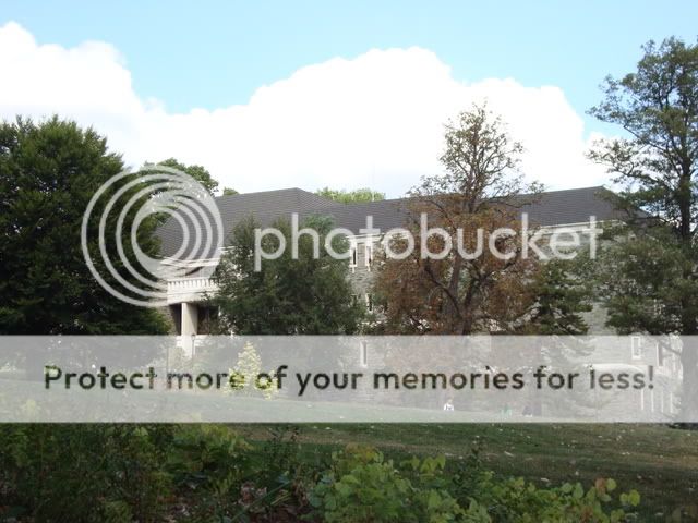 Lauren & Dawkins Tackle the Swarthmore Experience.: September 2008